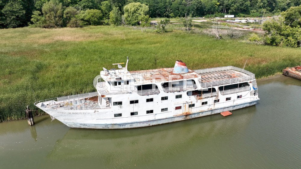 Spirit of Rochester abandoned cruise ship on Genesee River | Steve ...